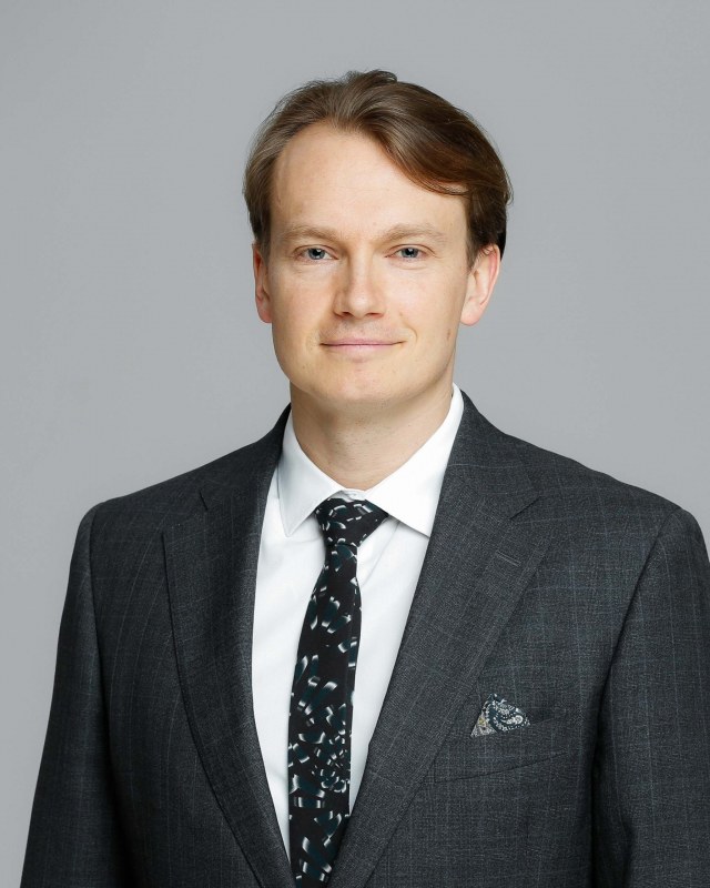 DR. MED. JANIS ZARINS | Latvian Microsurgery center